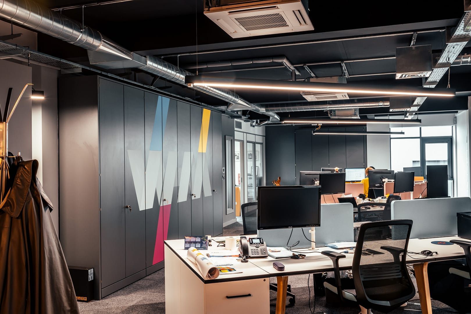 White Horse Machinery - Lighting Case Study - Synergy Creativ