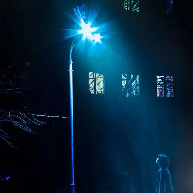 What is glare in lighting? - Synergy Creativ